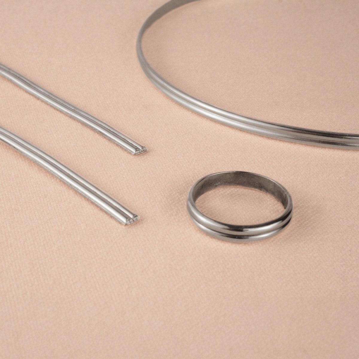 950 Platinum Double Half Round Wire | Jewellery Wire – Ore Metals